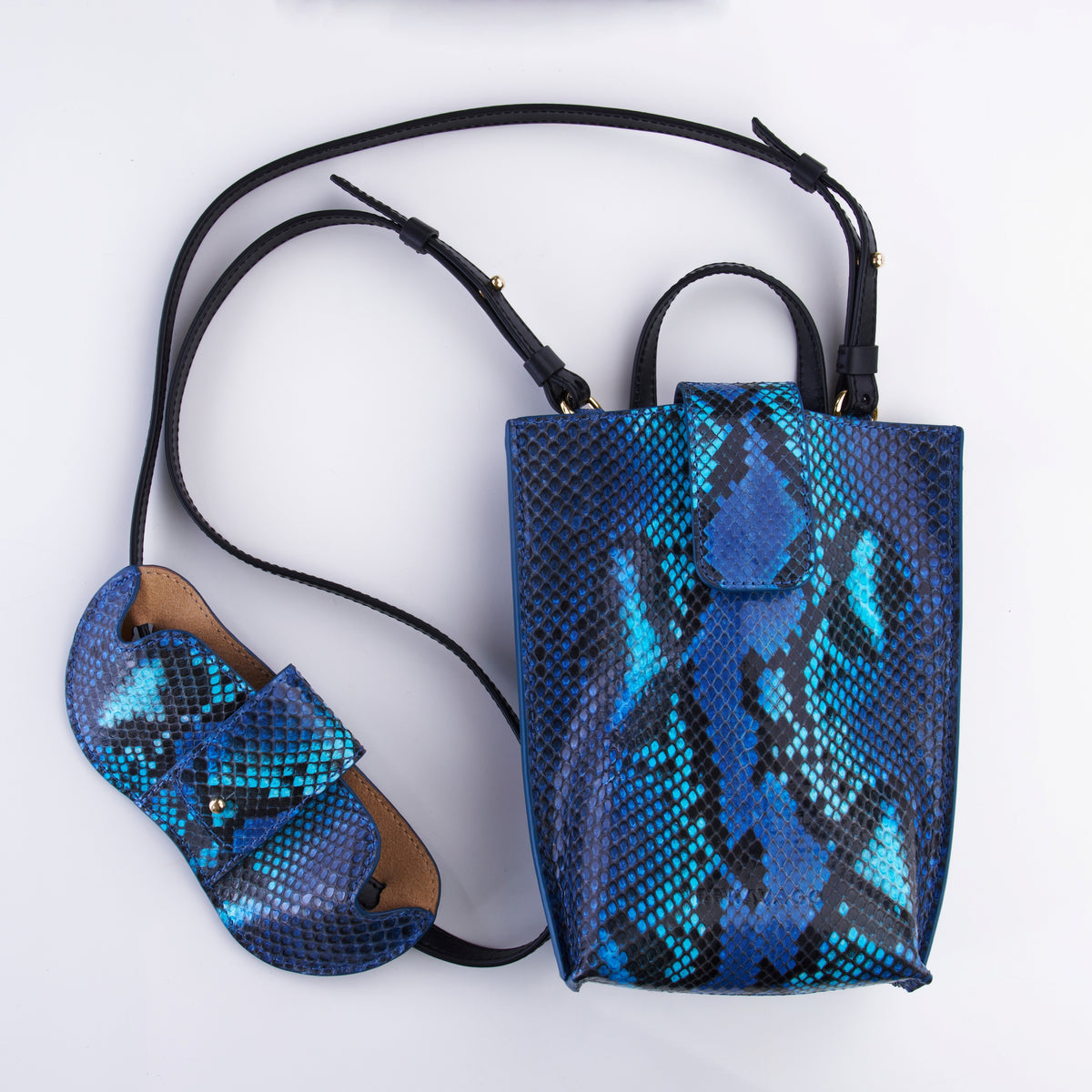 MILLA MINI TÁSKA BLUE PYTHON – rekavago